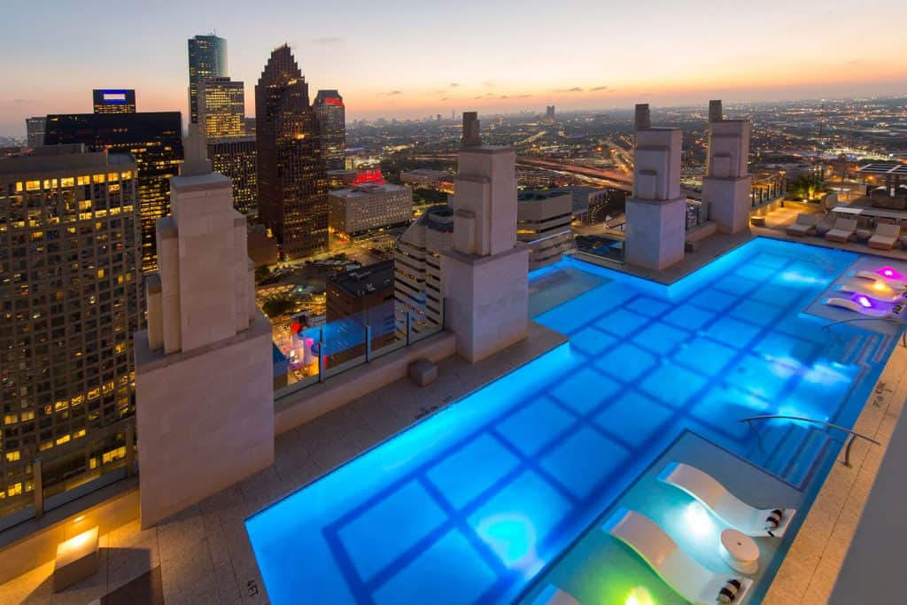 Luxury Apartments in Houston, TX | Market Square Tower