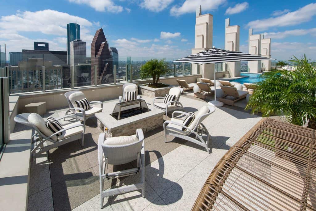 Luxury Apartments in Houston, TX | Market Square Tower