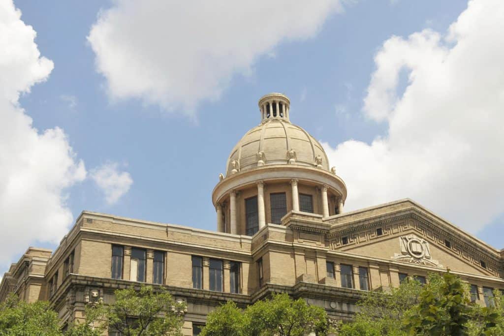 Lifestyle Amenities in Houston | Explore Market Square Tower