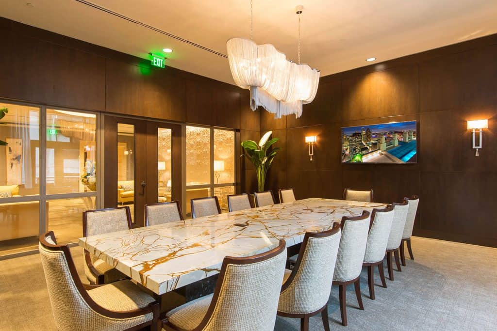 Luxury Apartments in Houston, TX | Market Square Tower