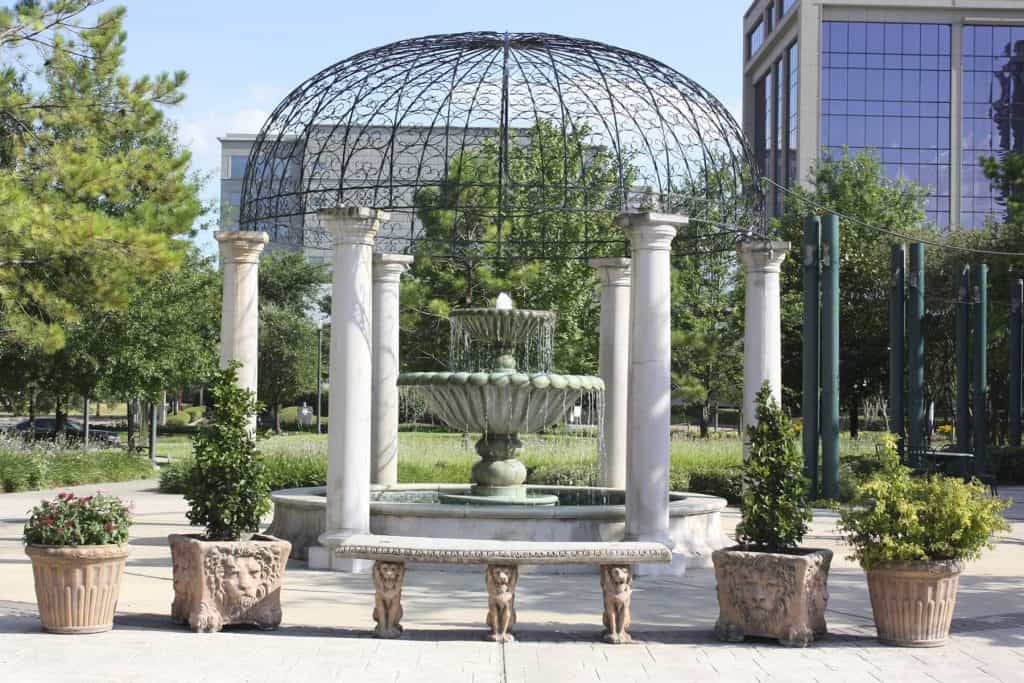 Lifestyle Amenities in Houston | Explore Market Square Tower