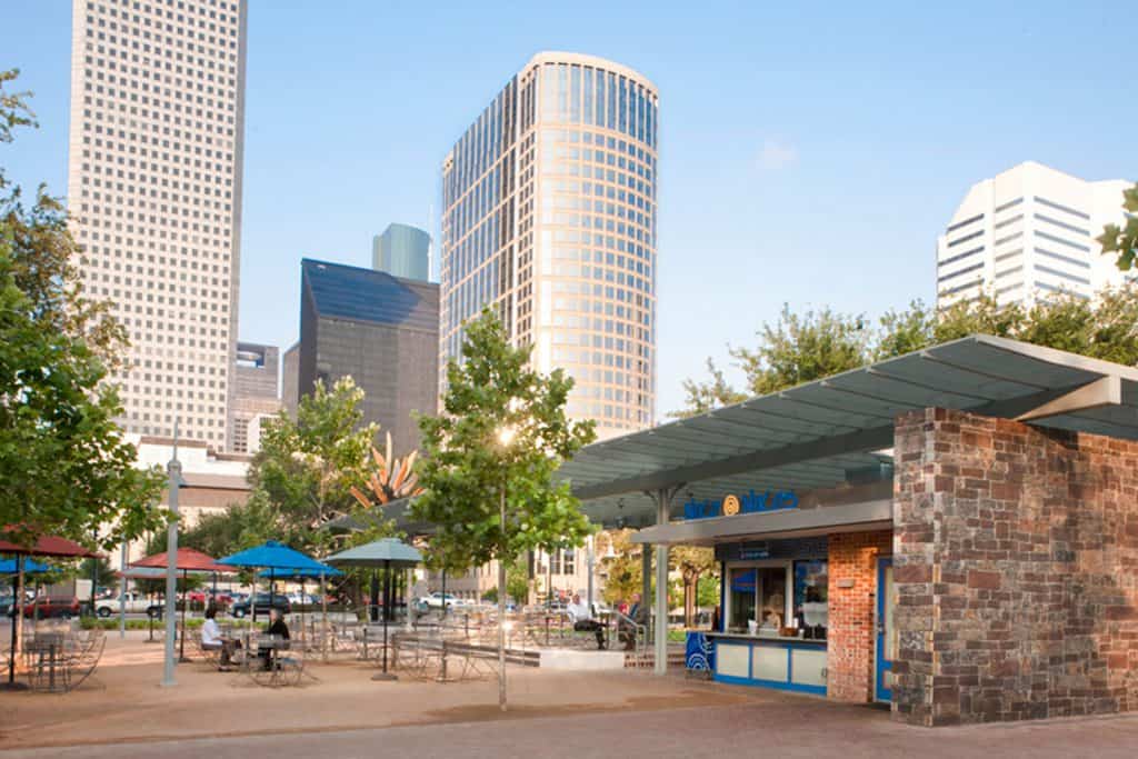 Lifestyle Amenities in Houston | Explore Market Square Tower